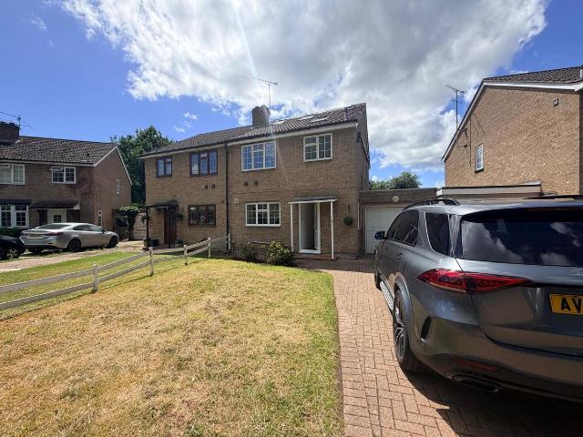 Berkeley Close, Moor Lane, Staines Upon Thames TW19, 4 bed semi detached house to rent, £2,800 pcm | PrimeLocation