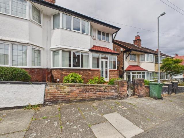 Berkeley Drive, Wallasey CH45, 4 bed semi detached house to rent, £1,250 pcm | PrimeLocation