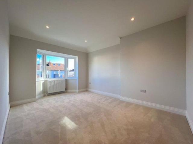 Berkeley Drive, West Molesey, Surrey, KT8