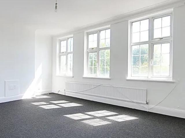 Berkeley Gardens, London, N21 2AU, United Kingdom | 3 bed house for rent #167075307 | Rentberry