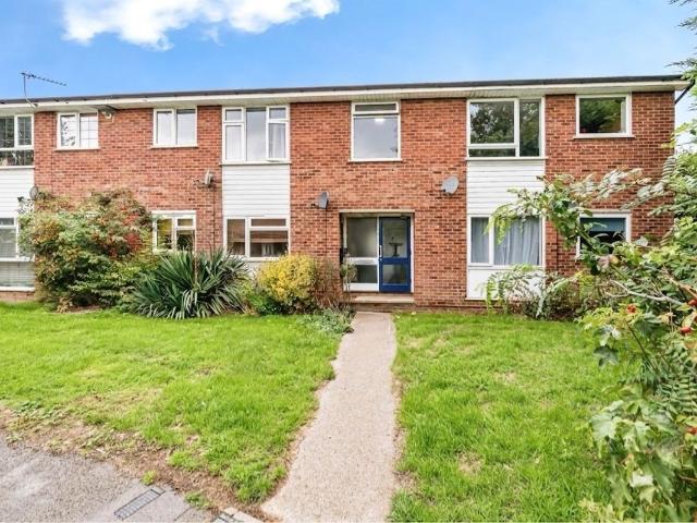 Berkeley Road, Thame OX9, 2 bed maisonette to rent, £1,250 pcm | PrimeLocation
