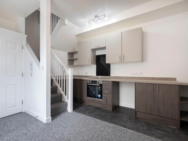 Berkeley Street, Cheltenham GL52 6DA Elliot Oliver