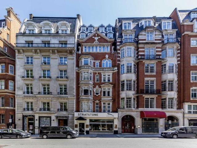 Berkeley Street, London W1J 1 bed flat to rent £3,250 pcm £750 pw