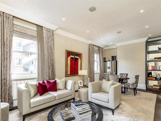 Berkeley Street, London, 2 Bedroom Apartment