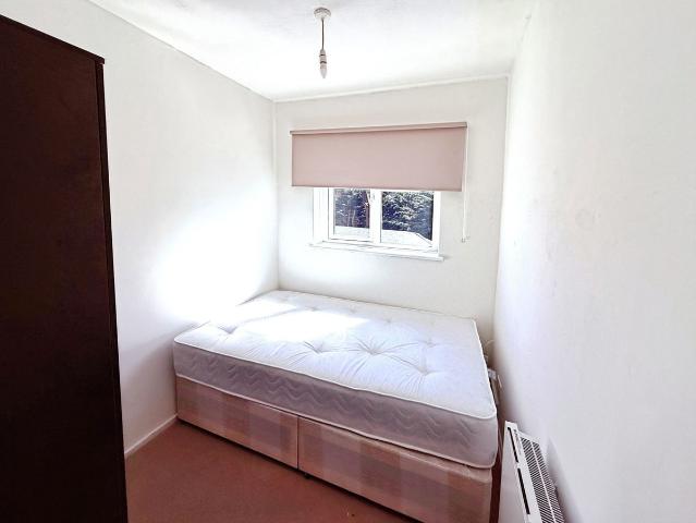 Berkerley Ave, Reading, Berkshire RG1, Studio to rent, £750 pcm | PrimeLocation
