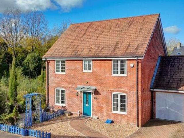 Berkley Avenue, Hailsham, 4 Bedroom Link