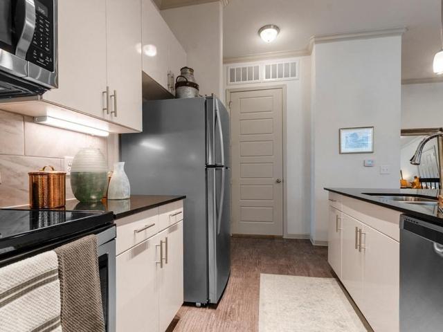 Berkshire Creekside 4 Bedroom Apartment for Rent at 677 Creekside Way, New Braunfels, TX 78130