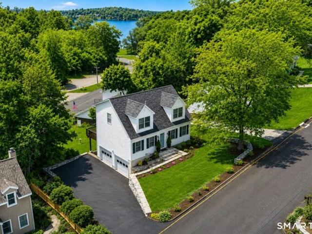 Berkshire Dr, Brookfield, Home For Sale