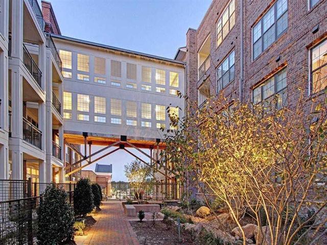 Berkshire Ninth Street Studio Apartment for Rent at 749 9th St, Durham, NC 27705