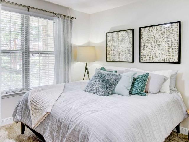 Berkshire Ninth Street 1 Bedroom Apartment for Rent at 749 9th St, Durham, NC 27705