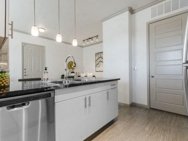 Berkshire Preserve 2 Bedroom Apartment for Rent at 6221 Naaman Forest Blvd, Garland, TX 75044