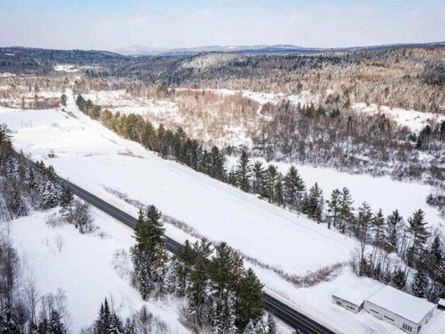 Berlin NH 03570 LS102257329