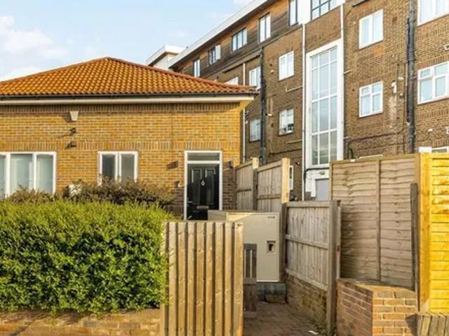 Bermans Way, Dudden Hill, London, NW10 1SD, United Kingdom | 2 bed house for rent #166428823 | Rentberry