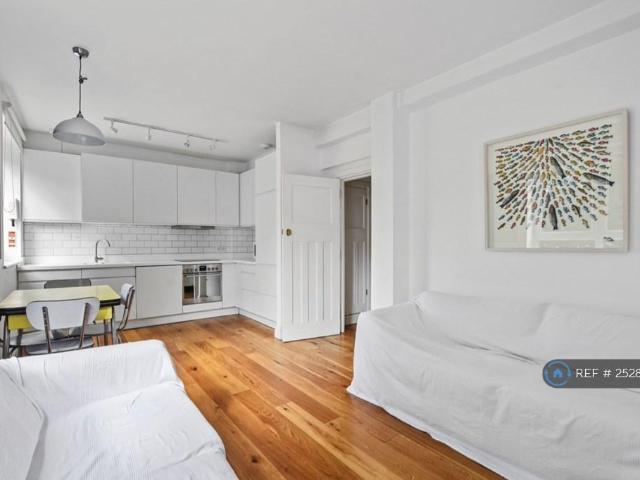 Bermondsey St, London, SE1 3 bed flat to rent £3,900 pcm £900 pw