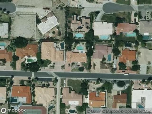 Bermuda Dunes Dr