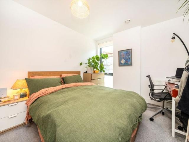 Bermuda Way, E1, London