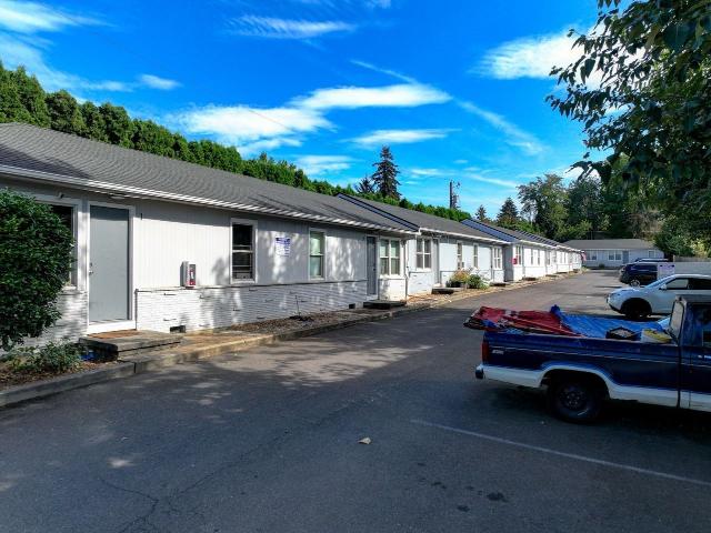 Berna Court 2 Bedroom Apartment for Rent at 10746 Ne Wygant St, Portland, OR 97220 Parkrose