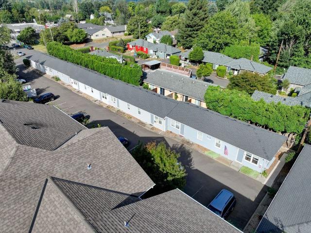 Berna Court 2 Bedroom Apartment for Rent at 10746 Ne Wygant St, Portland, OR 97220 Parkrose