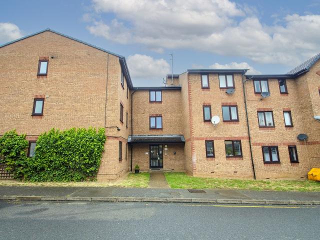 Bernard Ashley Drive, Charlton, London SE7, 1 bed flat to rent, £1,475 pcm | PrimeLocation