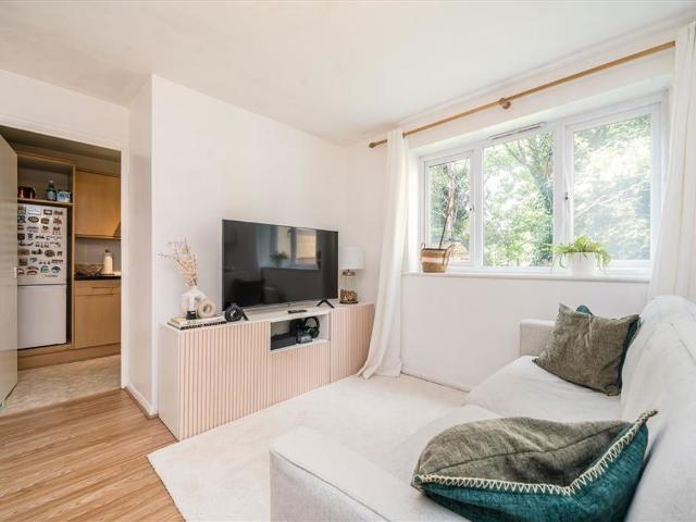 Bernard Ashley Drive, Charlton SE7, 2 bed flat to rent, £1,600 pcm | PrimeLocation