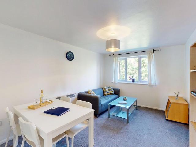 Bernard Ashley Drive, London SE7, 1 bed flat to rent, £1,500 pcm | PrimeLocation