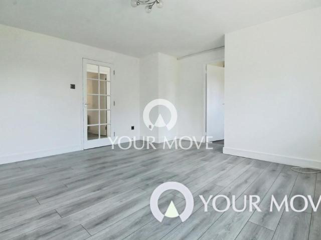 Bernard Ashley Drive, London SE7 2 bed flat to rent £1,800 pcm £415 pw