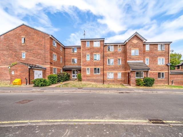 Bernard Ashley Drive SE7, 1 bed flat to rent, £1,600 pcm | PrimeLocation