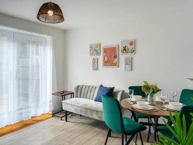 Bernard, Brighton 2 bed apartment to rent £1,395 pcm £322 pw