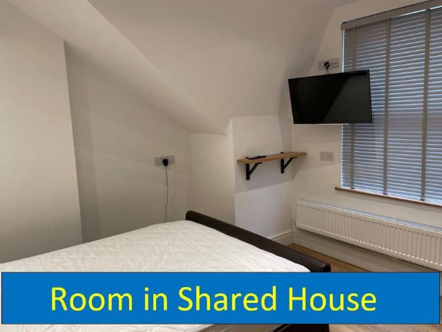 Bernard St, Swansea SA2, Room to rent, £495 pcm | PrimeLocation