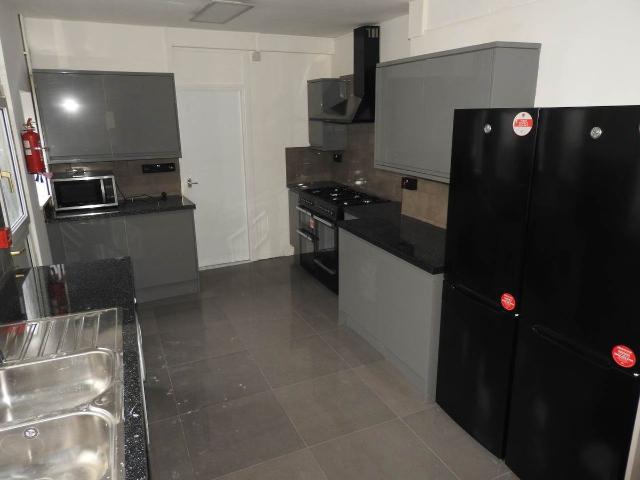 Bernard Street, Uplands, Swansea SA2, 7 bed shared accommodation to rent, £2,275 pcm | PrimeLocation