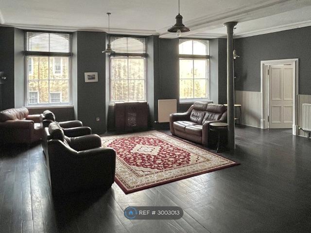 Bernard Street, Edinburgh EH6, 2 bed flat to rent, £1,500 pcm | PrimeLocation