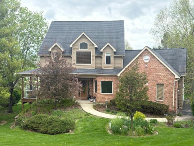 Bernay Ct