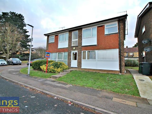 Berners Way, Broxbourne EN10, 1 bed flat to rent, £1,100 pcm | PrimeLocation