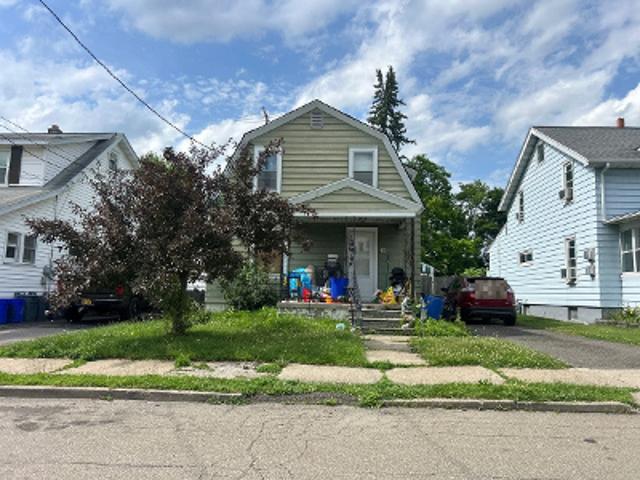 Bernice St