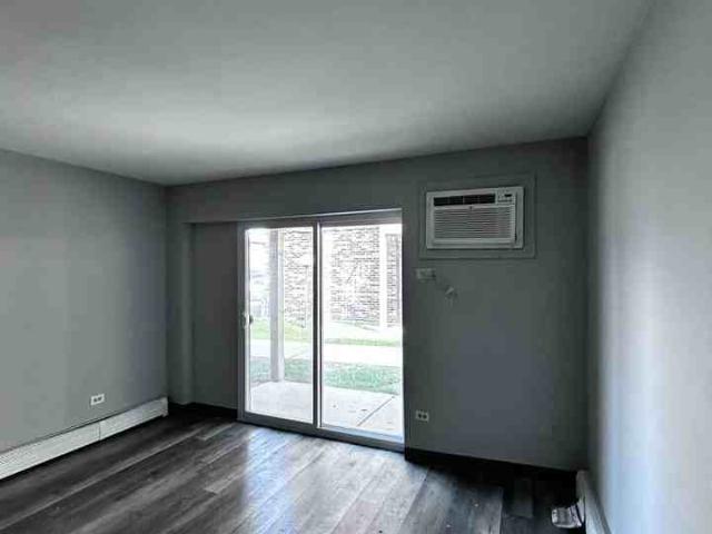 Bernice 9 2 Bedroom Apartment for Rent at 3023 Bernice Rd, Lansing, IL 60438