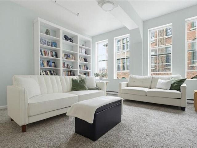Bernon St Unit,woonsocket, Condo For Sale