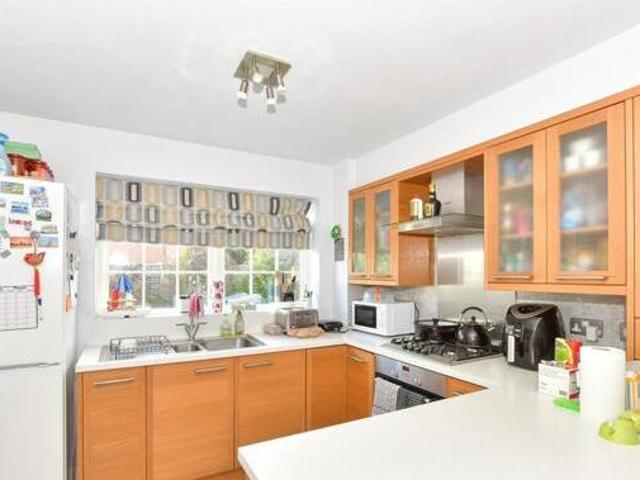 Berrall Way, Billingshurst, 3 Bedroom Detached