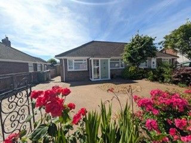 Berrington Road, Norwich NR6, 3 bed semi detached bungalow to rent, £1,400 pcm | PrimeLocation