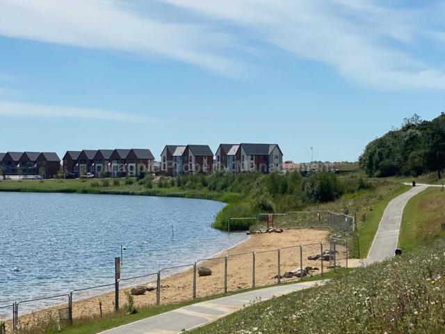 Berrington View, Lakeside Edge PE7, 2 bed flat to rent, £1,095 pcm | PrimeLocation