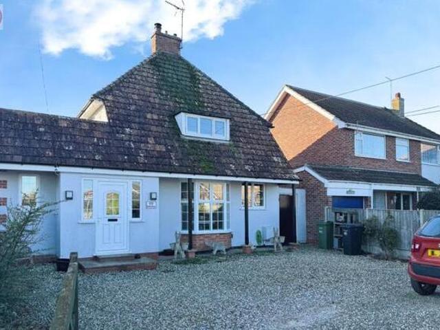 Berrow Road, Burnham on sea, 4 Bedroom Cottage