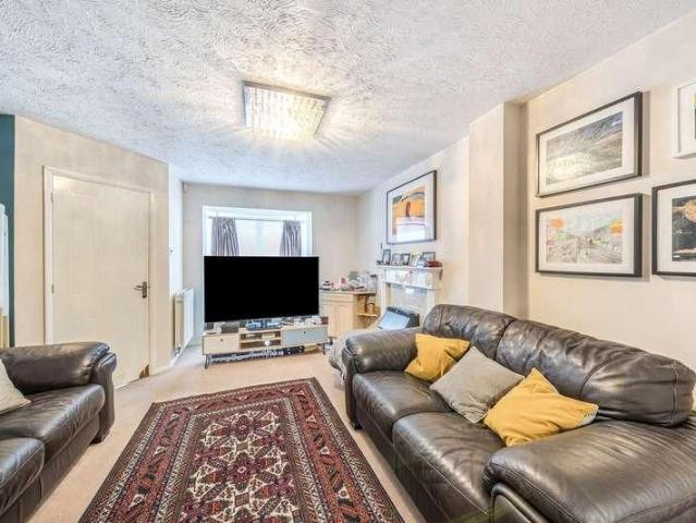Berry Hill, Stanmore, HA7