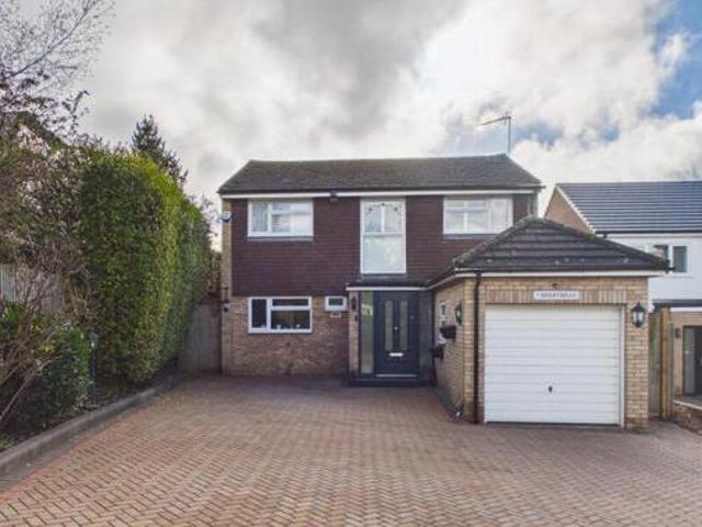 Berrymead, Hemel Hempstead, 4 Bedroom Detached