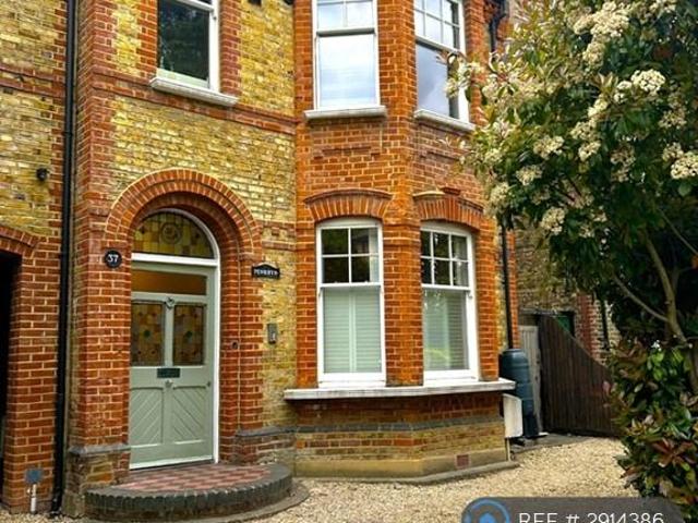 Berrylands Road, Surbiton, KT5 1 bed flat to rent £2,000 pcm £462 pw