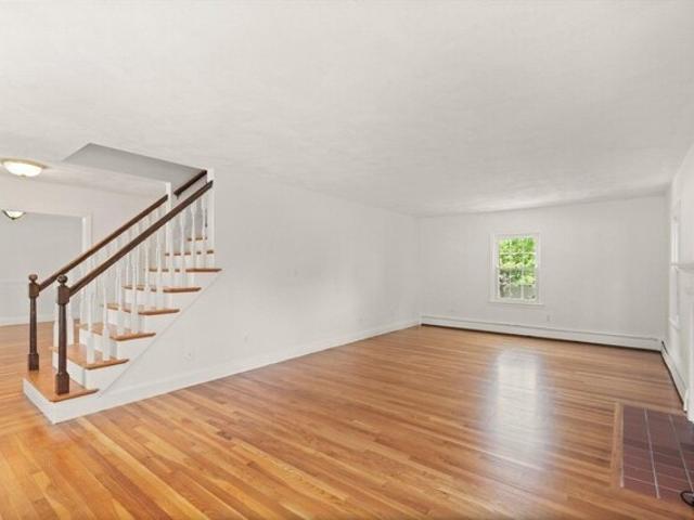 Berrywood Ln, Beverly, Home For Sale
