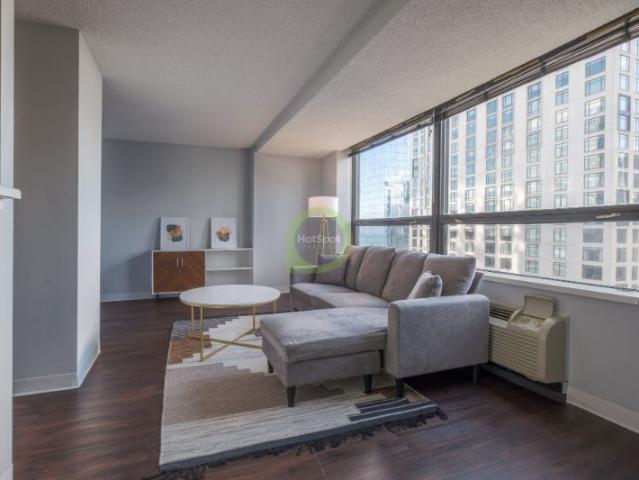 Best Priced Convertible 1 Bedroom in Streeterville