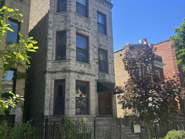 Best Room In Ukrainian Village