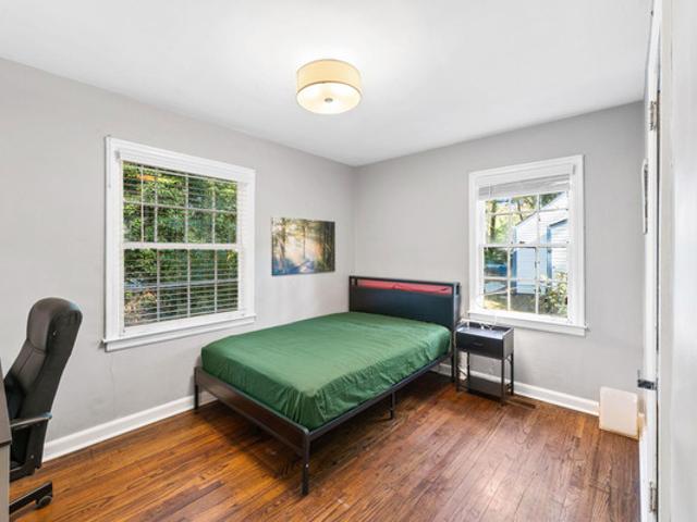 Best Value, MARTA, Fiber Wi Fi, TVs, desks, & outdoor space!