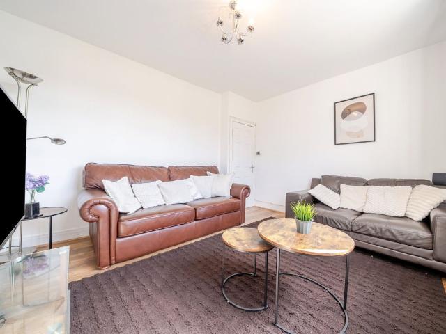 Bestwood Street, London SE8, 2 bed detached house to rent, £2,150 pcm | PrimeLocation