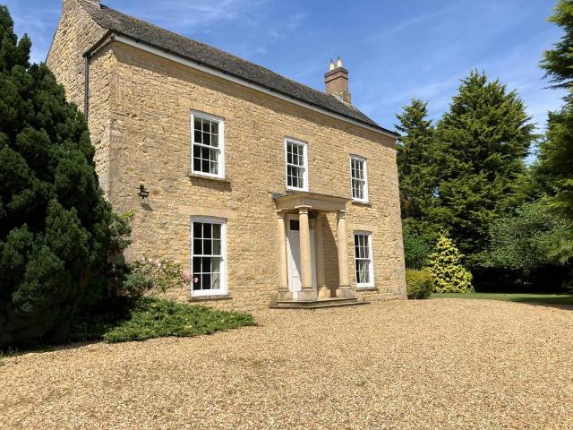 Bescaby House, Mary Lane 5 bed detached house to rent £3,250 pcm £750 pw