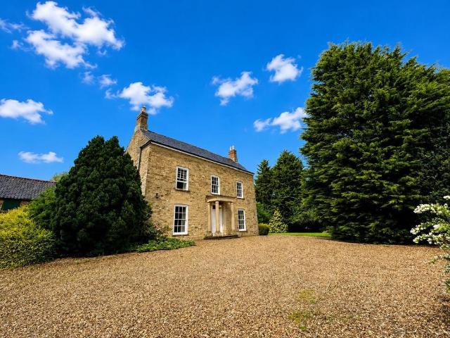 Bescaby House, Mary Lane, Bescaby 5 bed detached house to rent £2,950 pcm £681 pw